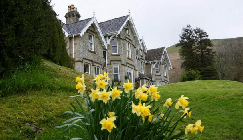 Dunfield House - Independent Hostels