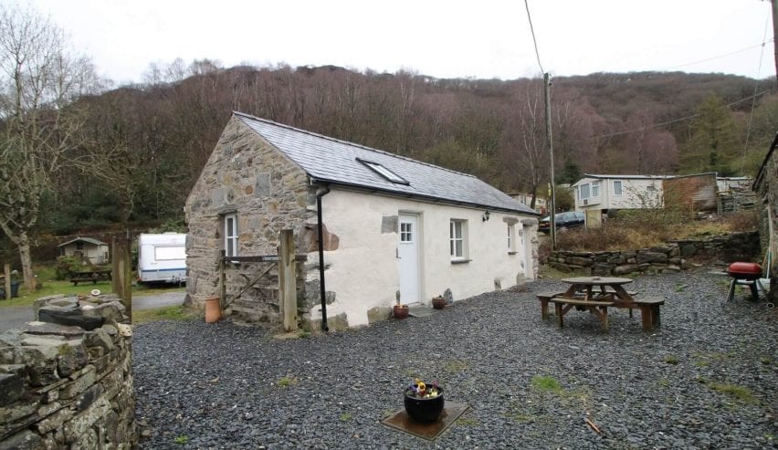 Ideal accommodation for your 2nd night - Independent Hostels