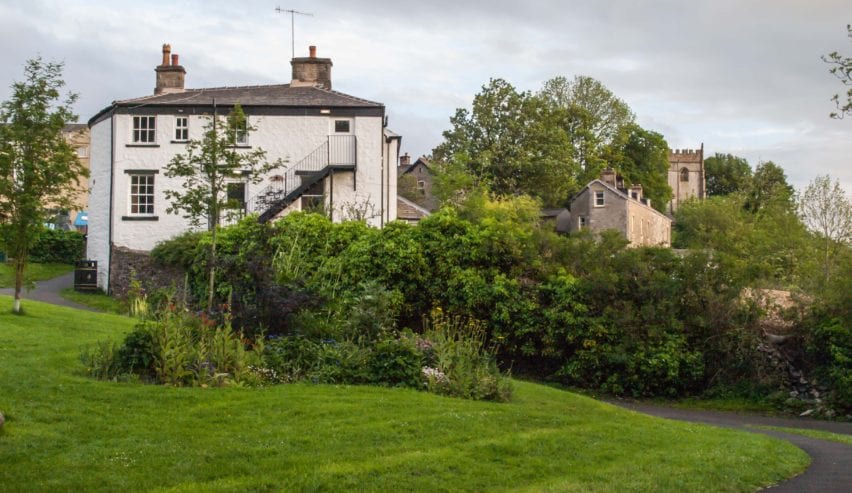 Caving, climbing and chocolate Ingleton has it all - Independent Hostels