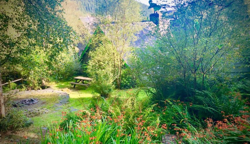 Retreat to Corris. A homely hostel with vibrant energy - Independent ...