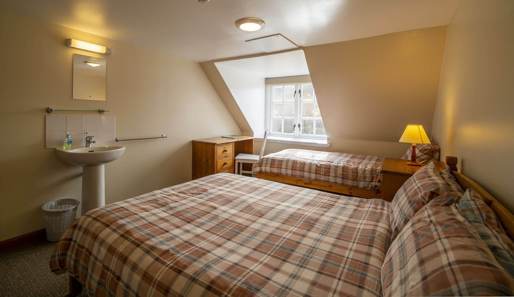 Inchnadamph Lodge | Self Catering Accommodation