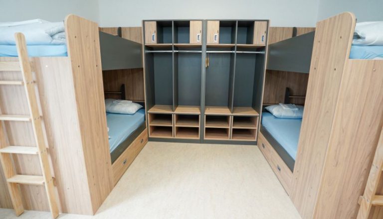 Cowes Base Camp UKSA | Self Catering Accomm