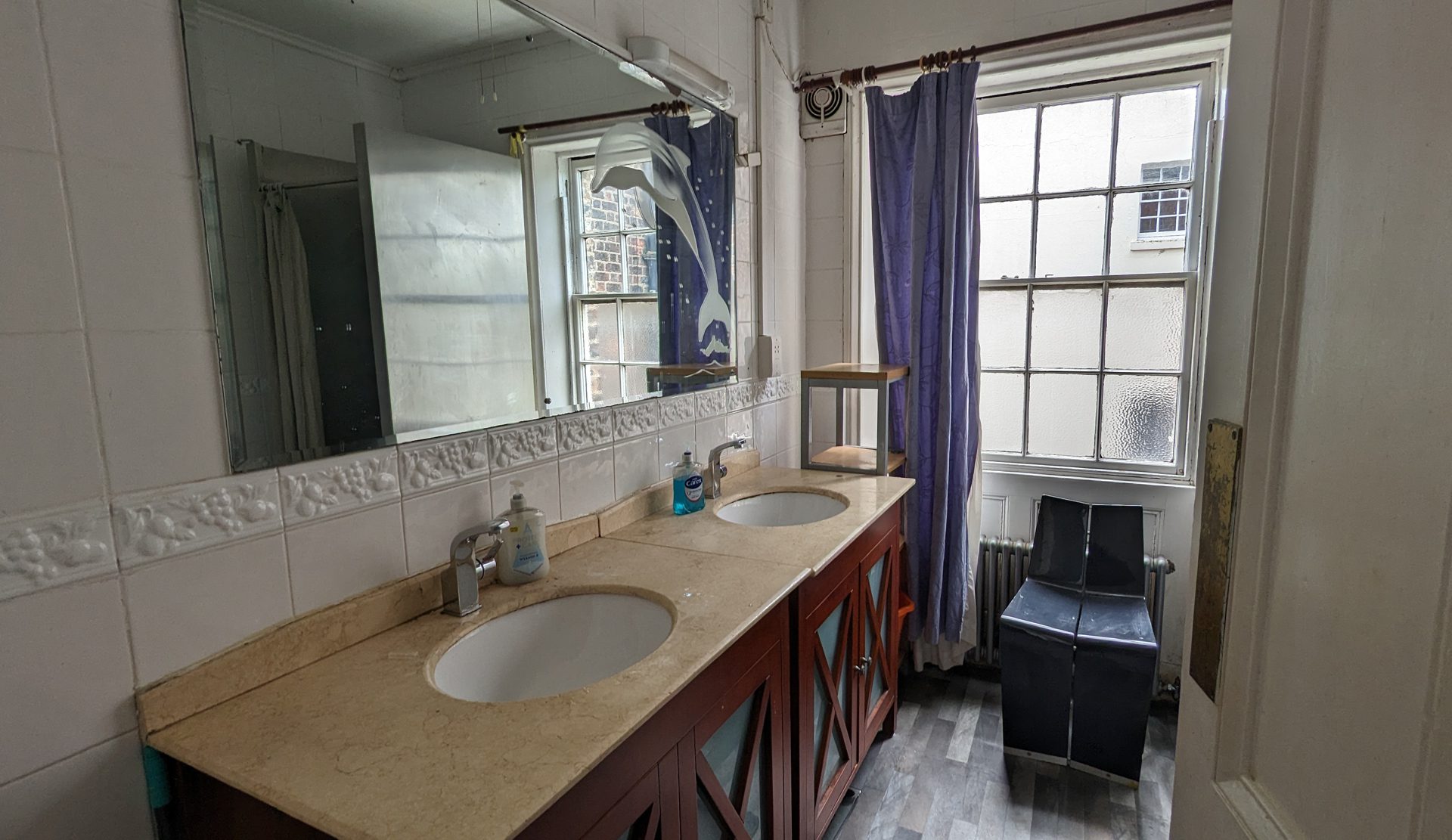 Embassie Liverpool Backpackers | IHUK