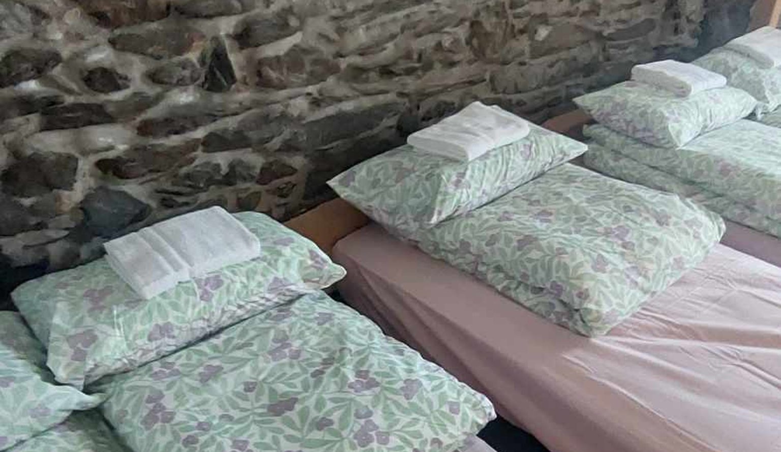 Snowdon House Bunkhouse | Self Catering Accomm