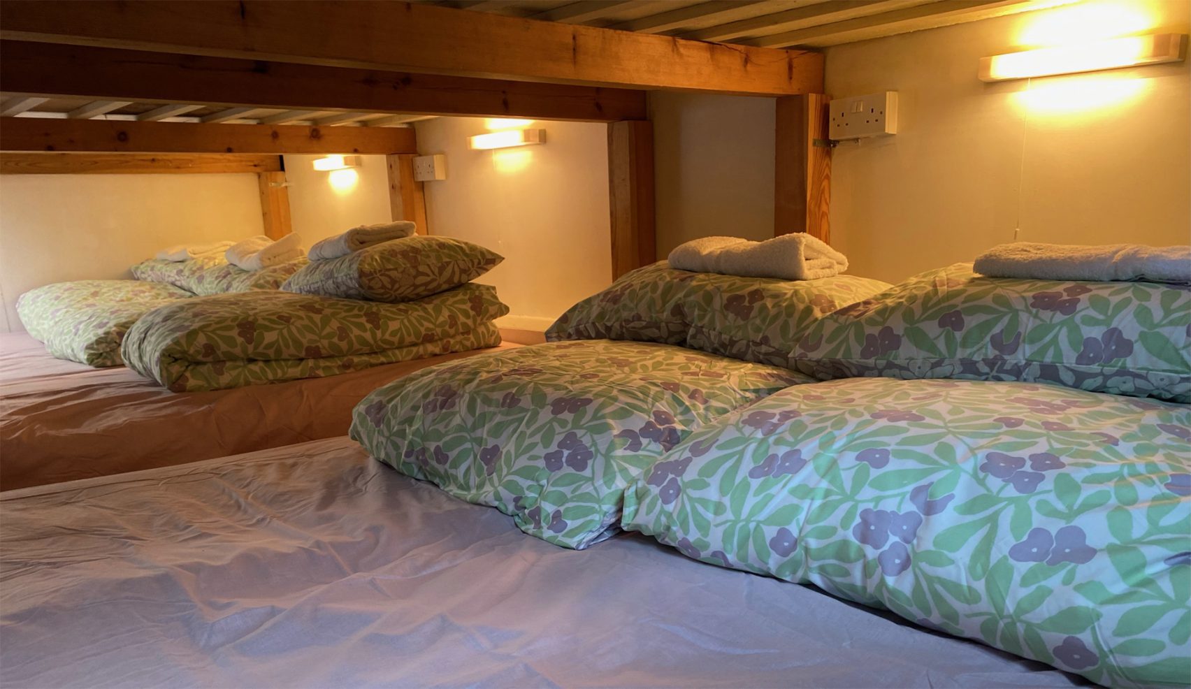 Snowdon House Bunkhouse | Self Catering Accomm